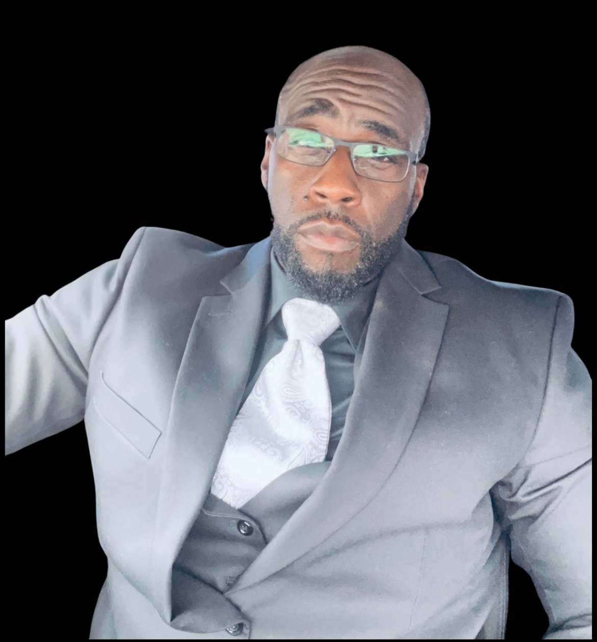 Meet the Officers – MUBA